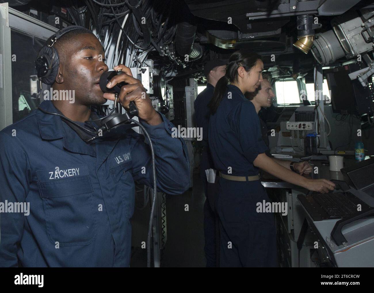 USS Boxer operations 140103 Stock Photo - Alamy