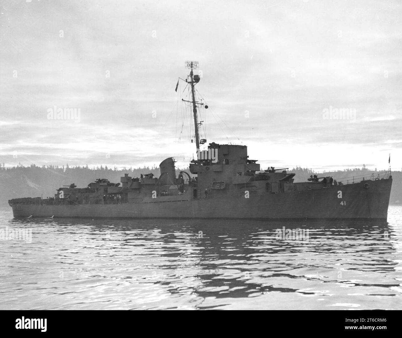 USS Brackett (DE-41) off the Puget Sound Naval Shipyard on 1 November ...