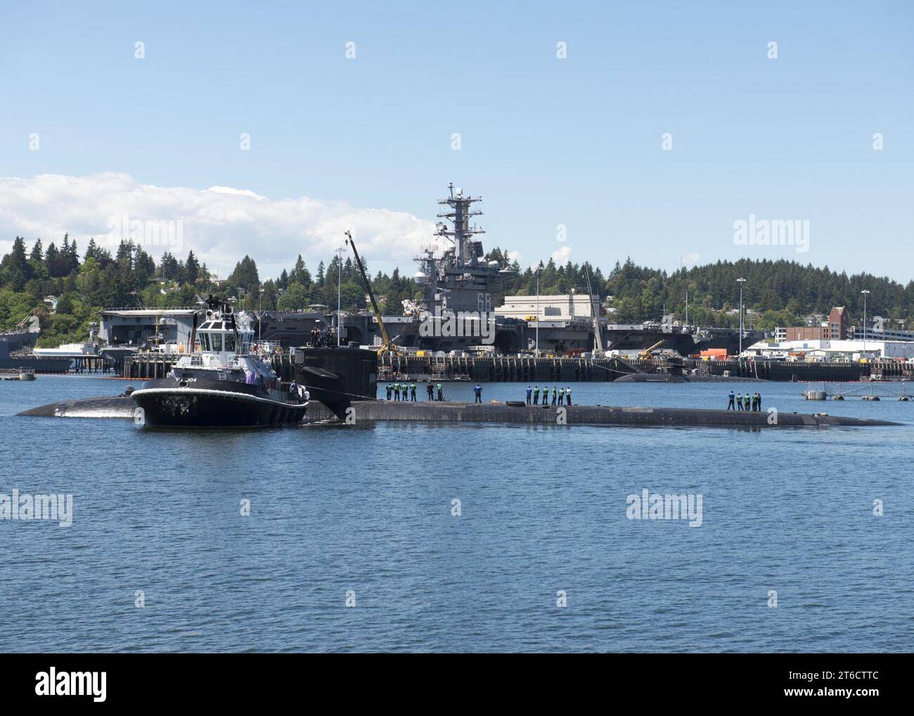USS Buffalo (SSN-715) arrives at Puget Sound Naval Shipyard for ...