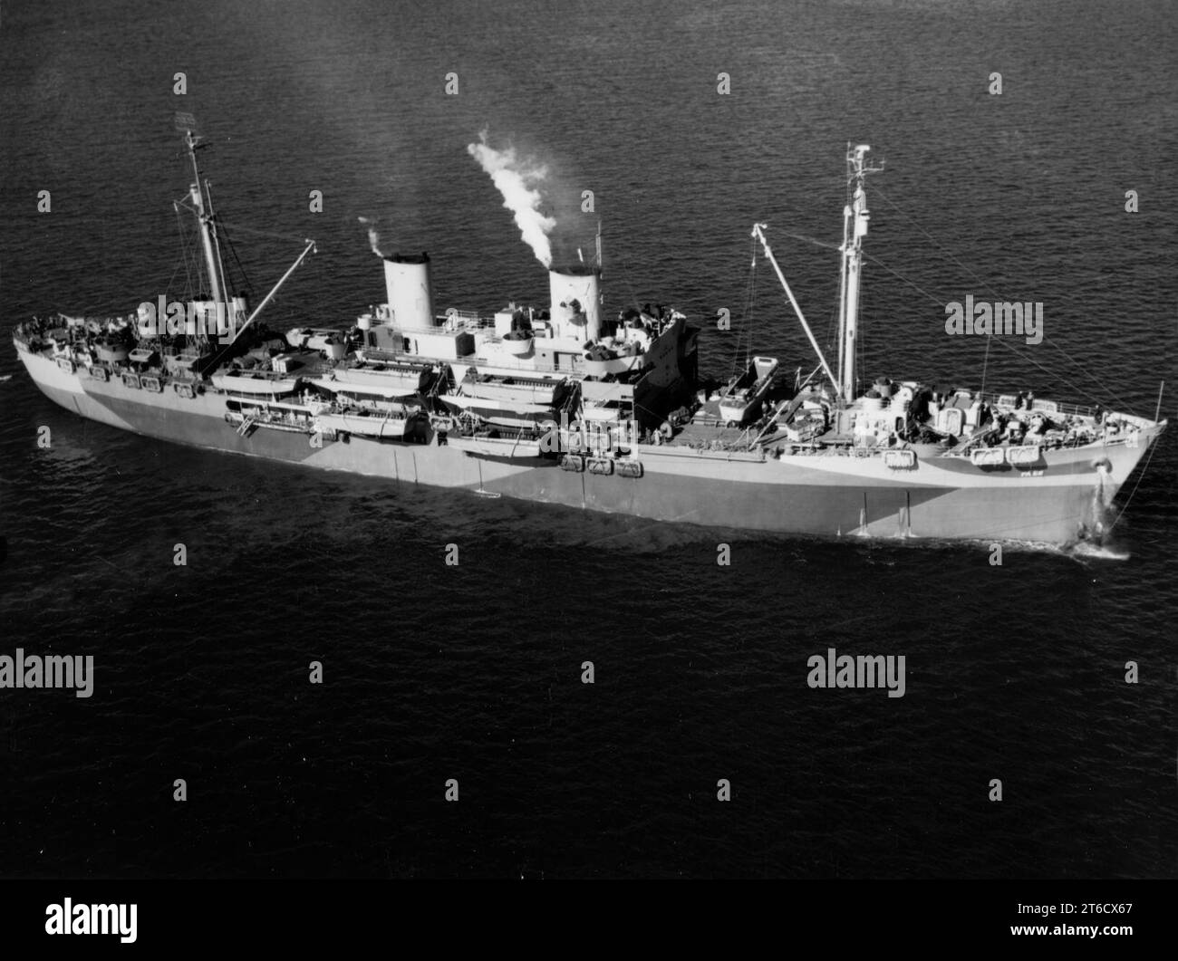 USS Butte (APA-68) dropping anchor on 3 December 1944 Stock Photo - Alamy