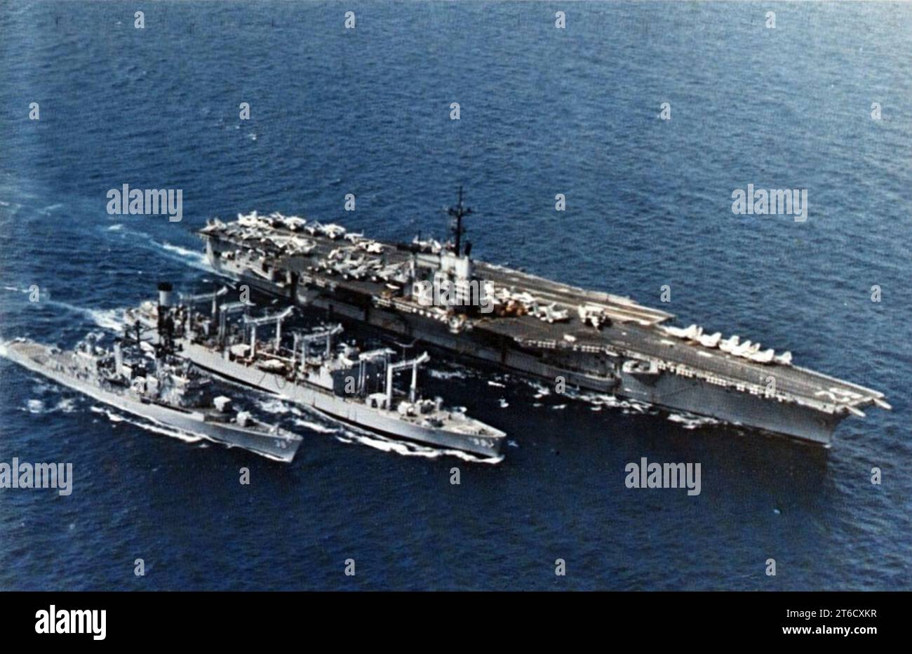 Uss canisteo hi-res stock photography and images - Alamy