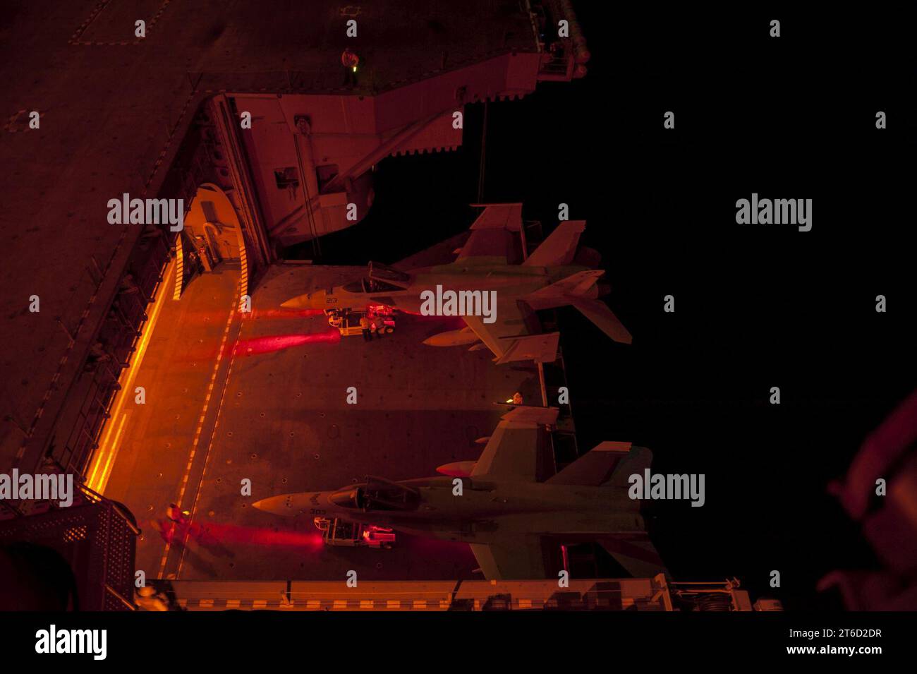 USS Carl Vinson flight deck operations 140116 Stock Photo - Alamy