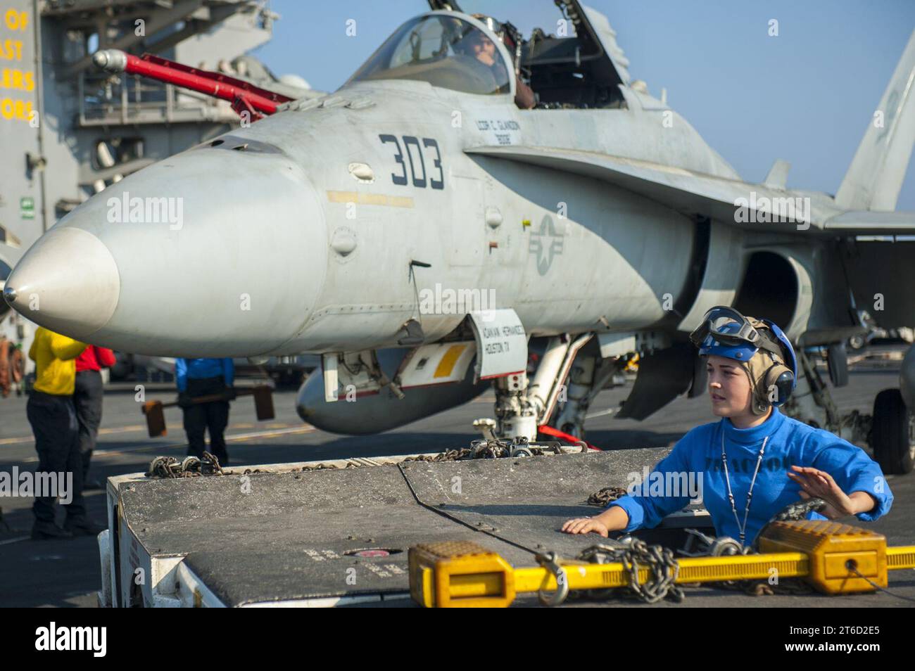 USS Carl Vinson flight deck operations 141118 Stock Photo - Alamy