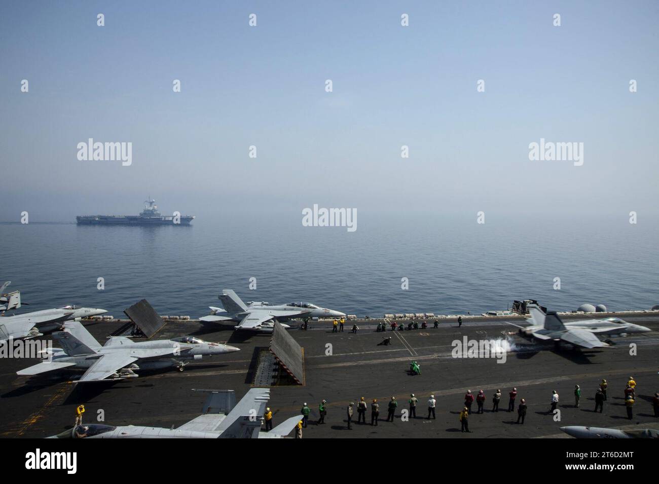 USS Carl Vinson is underway with the French navy aircraft carrier ...