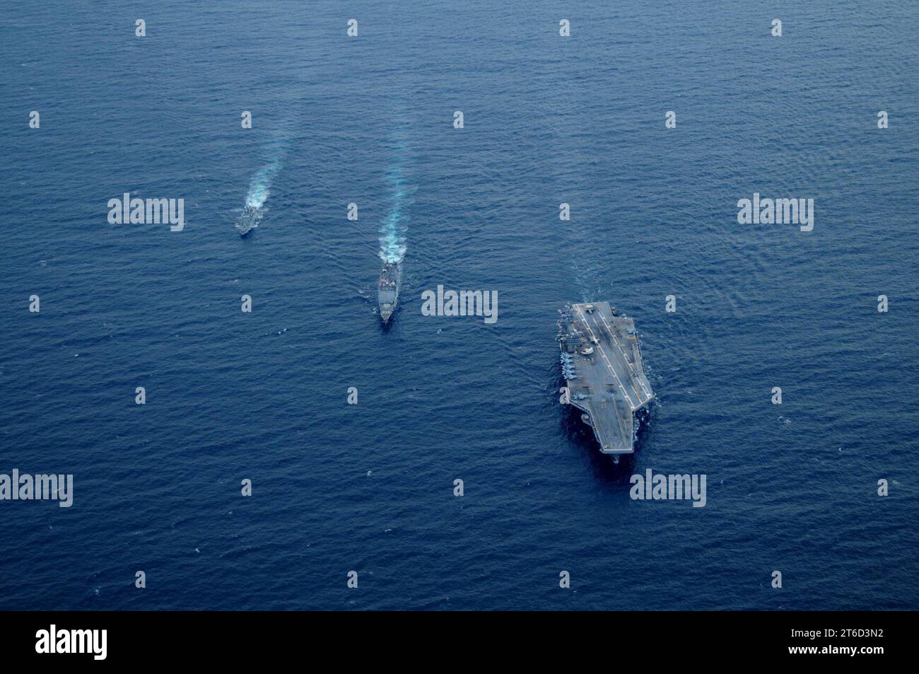 USS Carl Vinson Southern Seas 2010 operations 100308 Stock Photo - Alamy