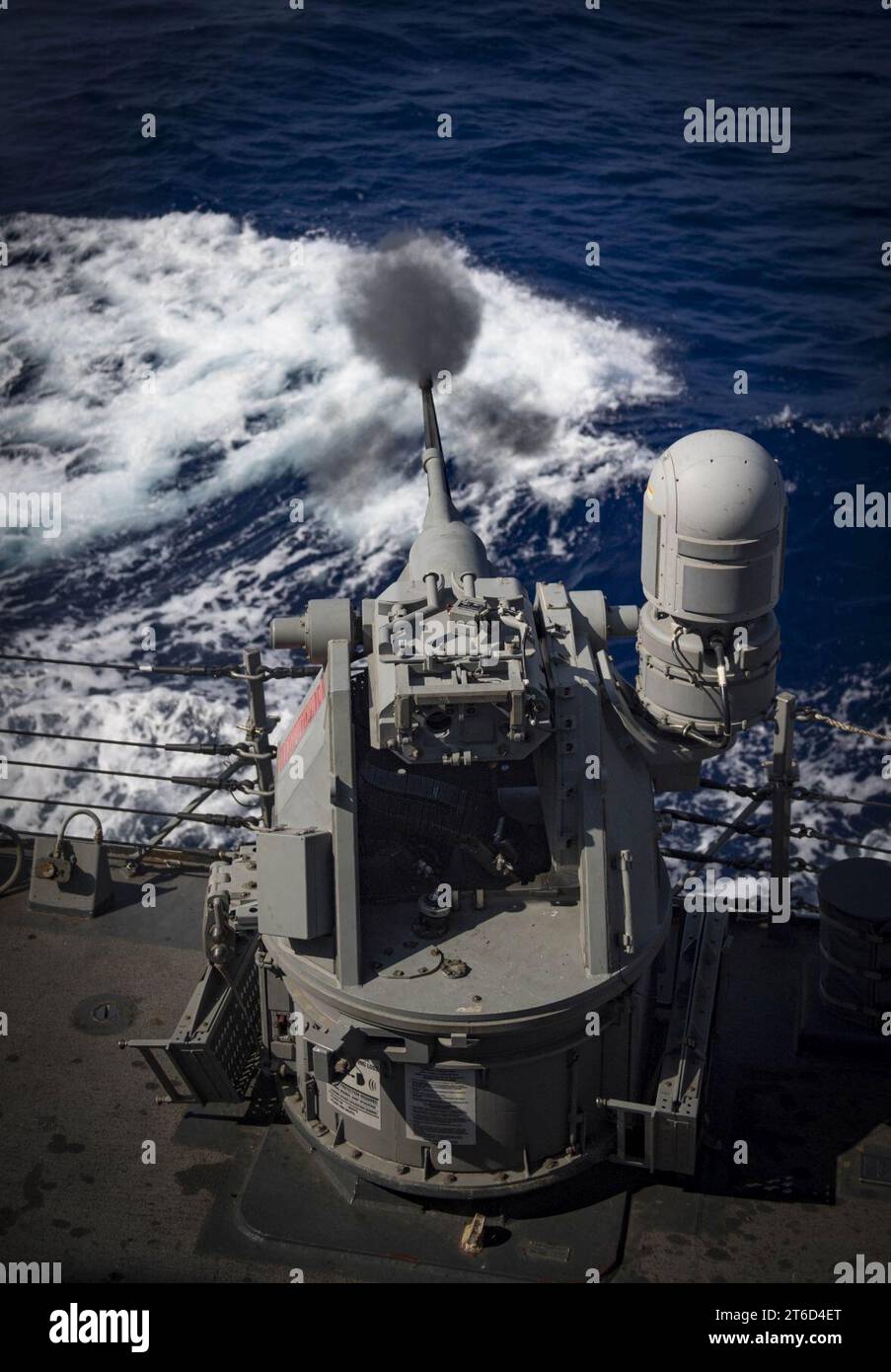 USS Carney Fires its 25mm Gun (43771994832 Stock Photo - Alamy