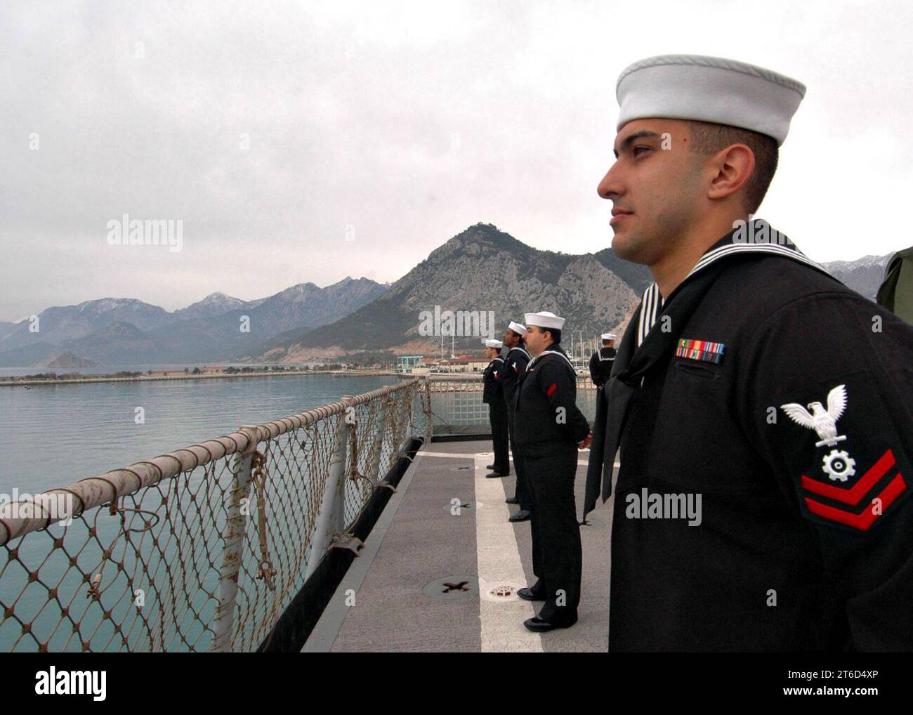 USS Carter Hall pulls into Turkey Stock Photo - Alamy