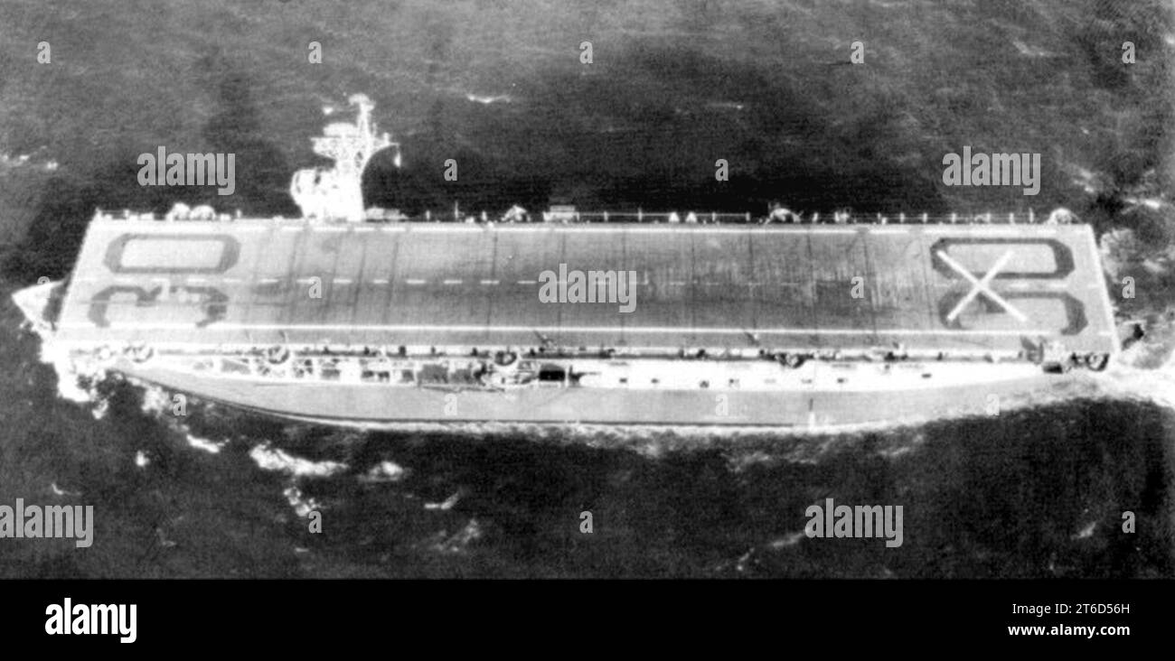 USS Charger (CVE-30) underway at sea, circa in 1945 Stock Photo - Alamy
