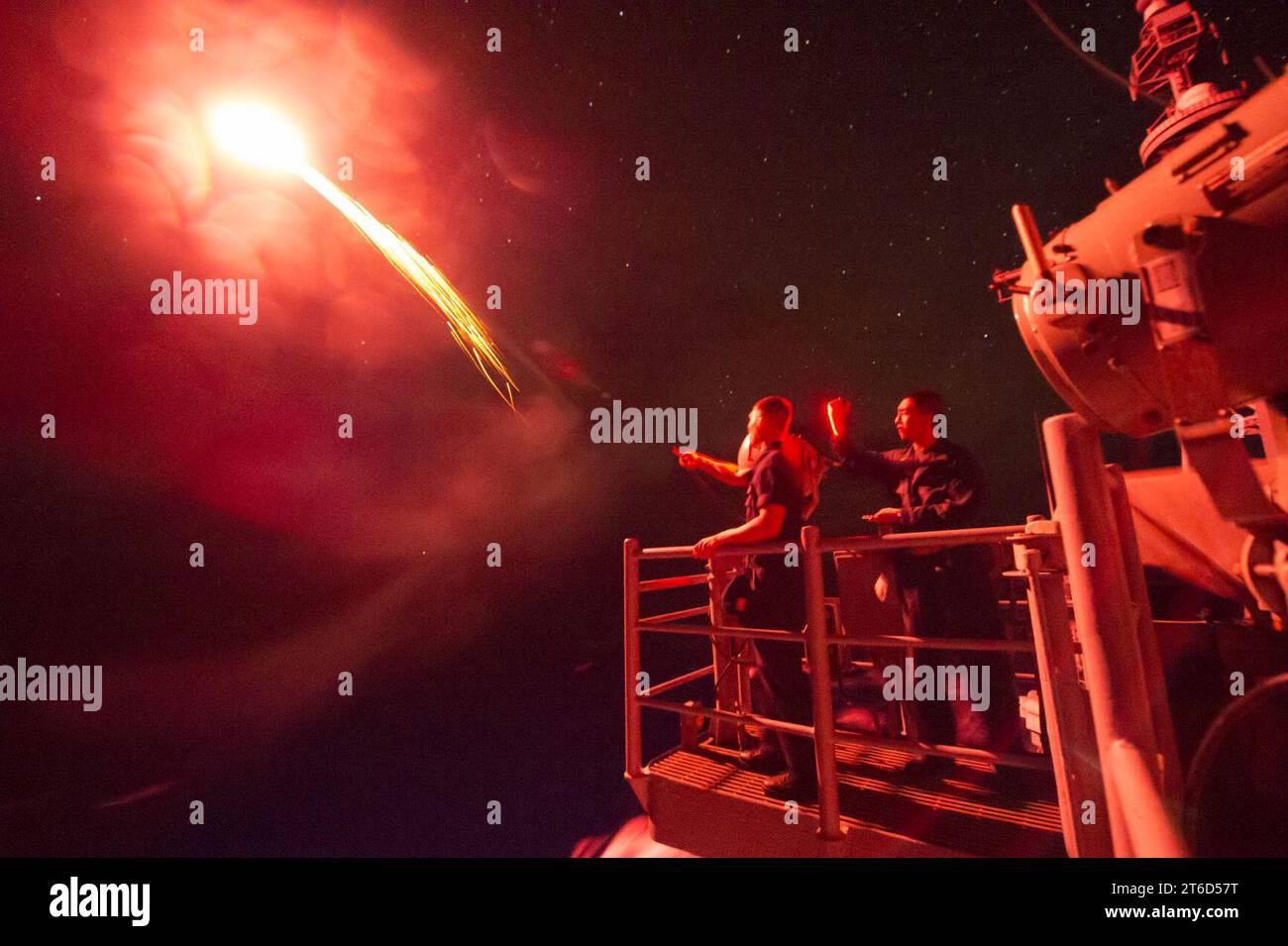 USS Chancellorsville fire a L131 pencil flare. (22853541597 Stock Photo ...