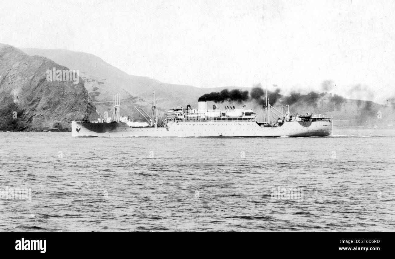 USS Chaumont (AP-5) underway in the 1930s (UA 490.08.01 Stock Photo - Alamy