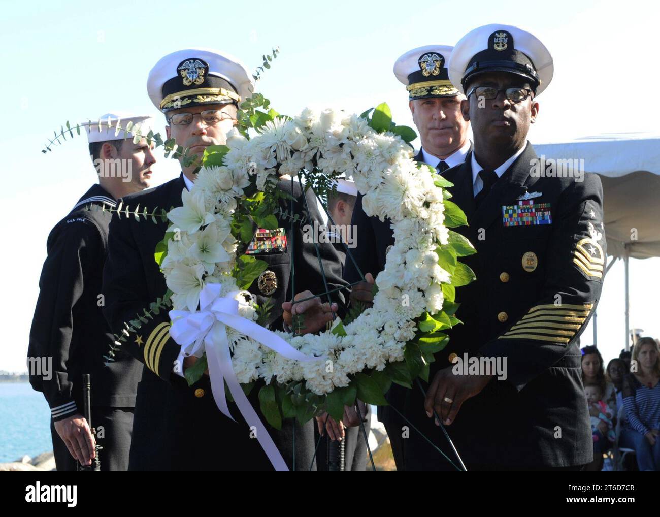 Uss cole memorial hi-res stock photography and images - Alamy