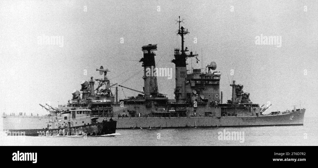 USS Columbus (CG-12) leaving Naval Station Norfolk, in 1972 Stock Photo ...