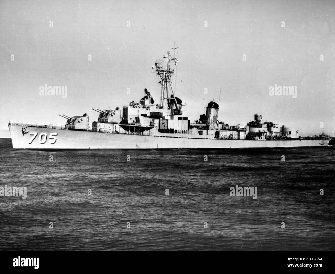 USS Compton (DD-705) underway in July 1953 Stock Photo - Alamy