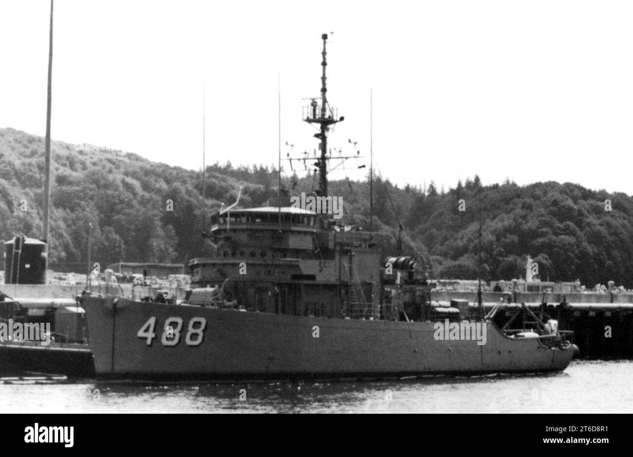 USS Conquest (MSO-488) in port, circa in 1993 Stock Photo - Alamy