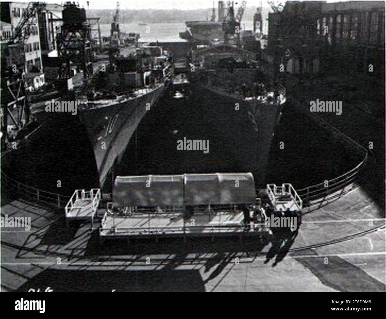 USS Coontz (DLG-9) and King (DLG-10) under construction 1958 Stock ...