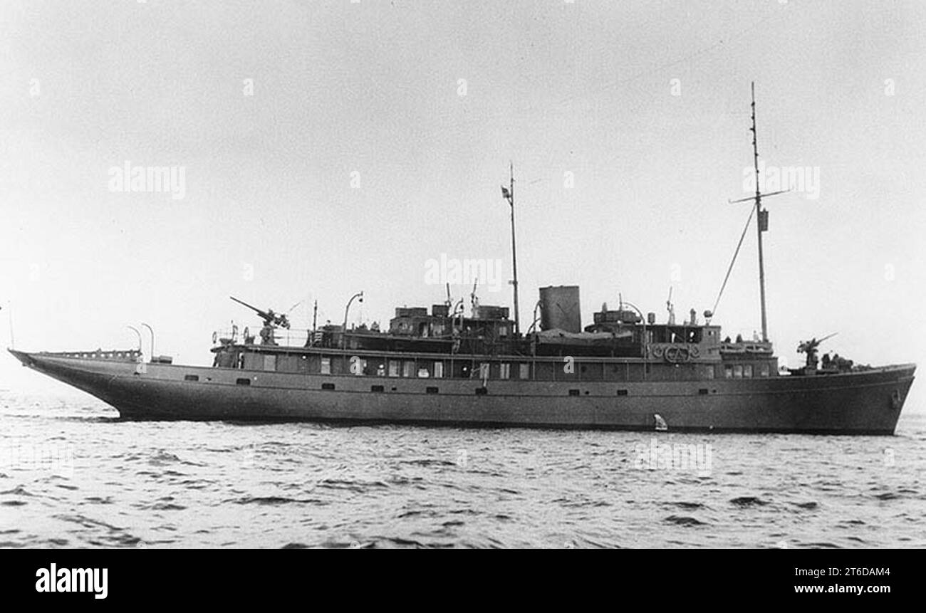 USS Crystal (PY-25) circa 1942 U.S. Naval Historical Center Photograph ...