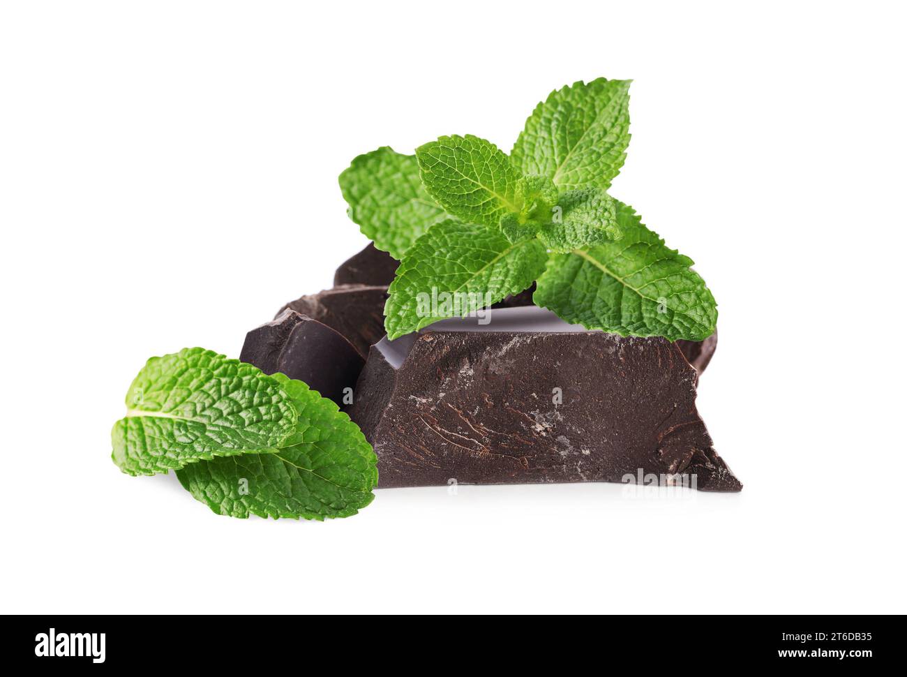 Dark chocolate chunks and mint leaves isolated on white Stock Photo - Alamy
