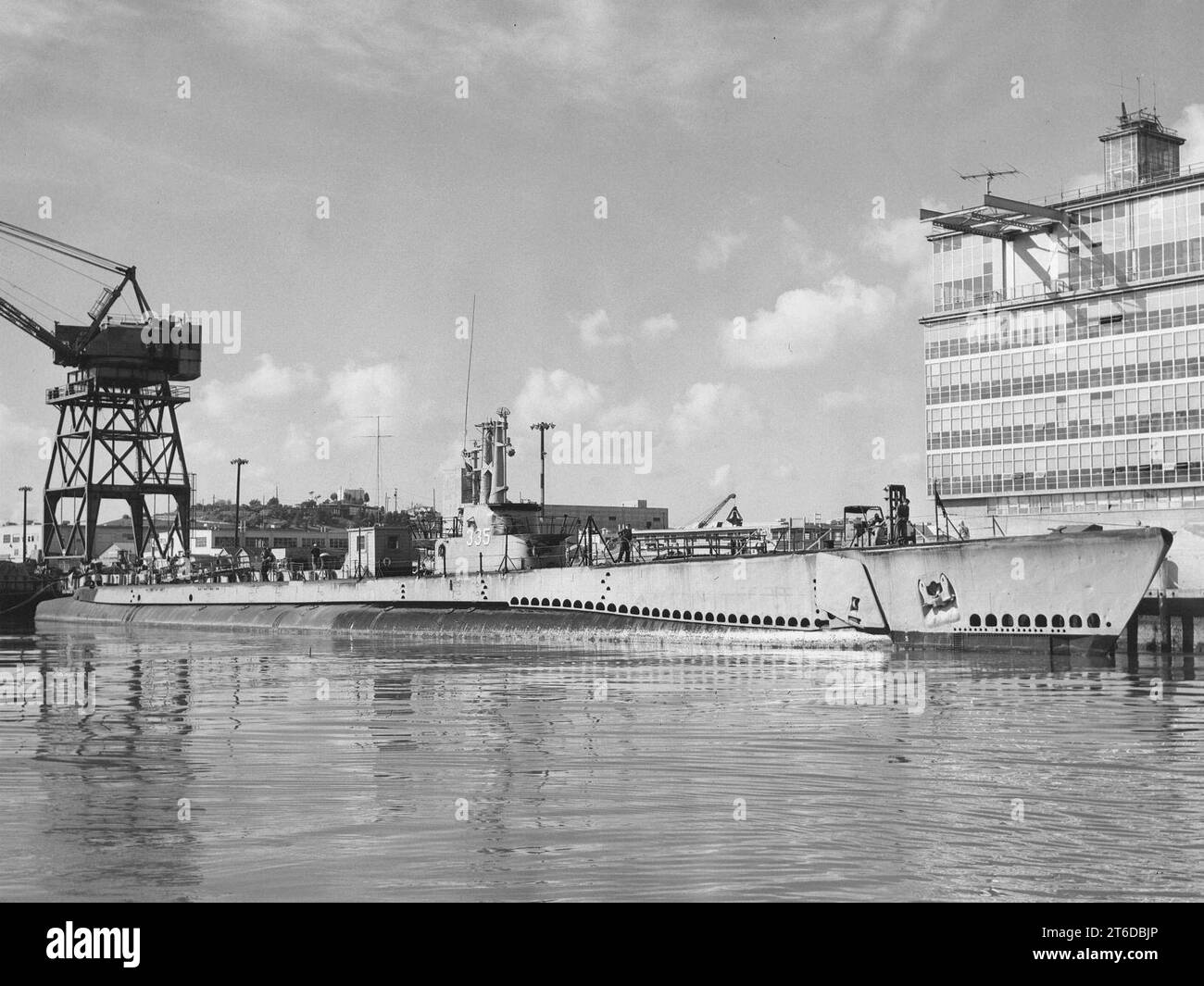 USS Dentuda (SS-335) at the at San Francisco Naval Shipyard , circa in ...
