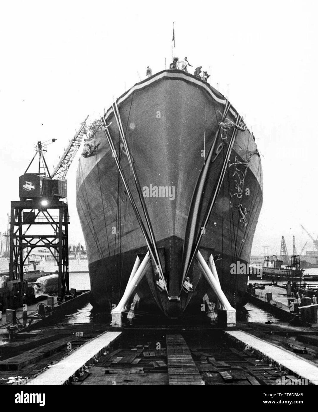 USS Denver (LPD-9) just after her launch at the Lockheed Shipbuilding ...