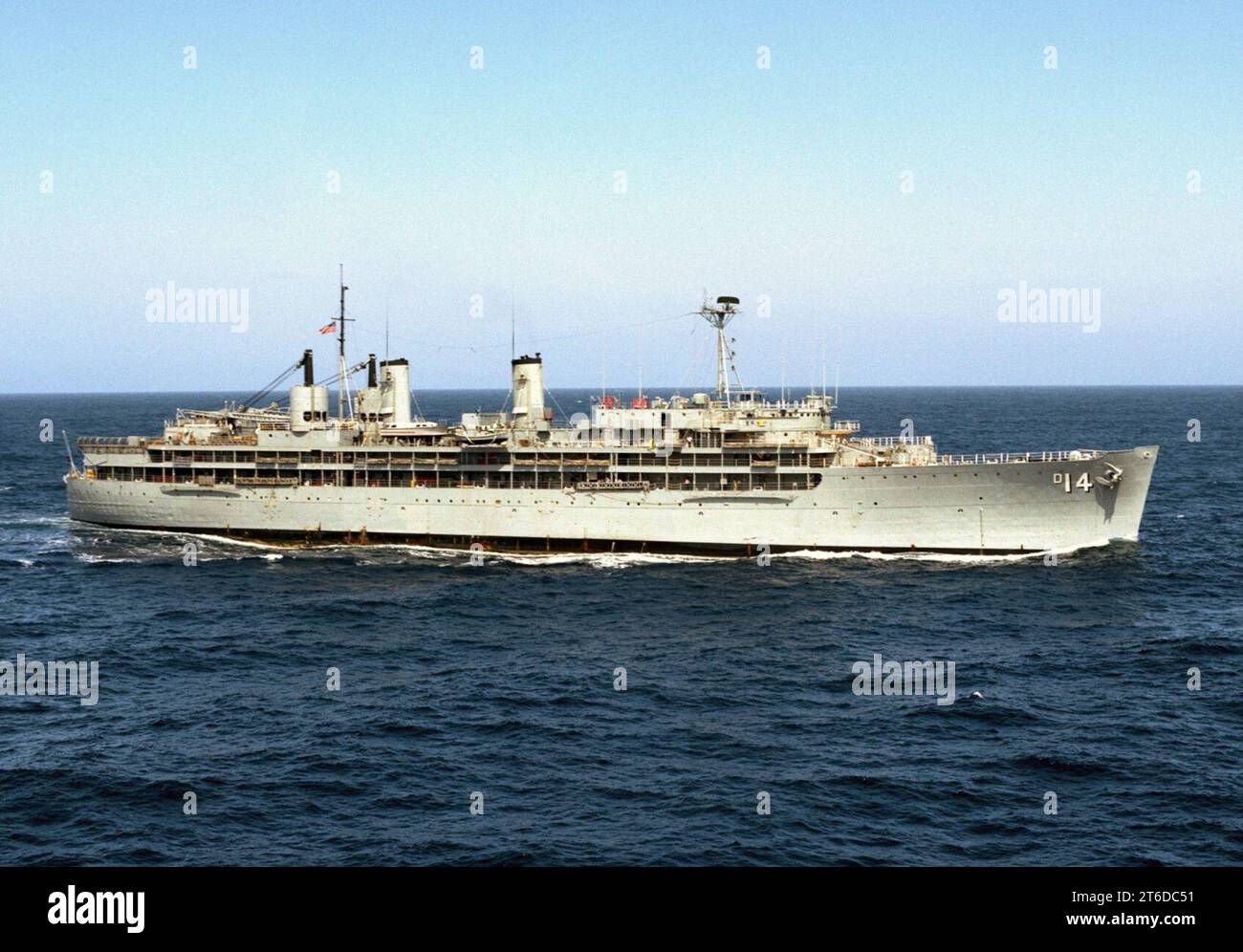 USS Dixie (AD-14) underway off California 1976 Stock Photo - Alamy