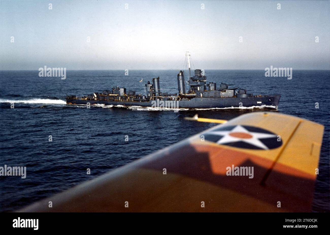 USS Drayton (DD-366) underway 1941 Stock Photo - Alamy