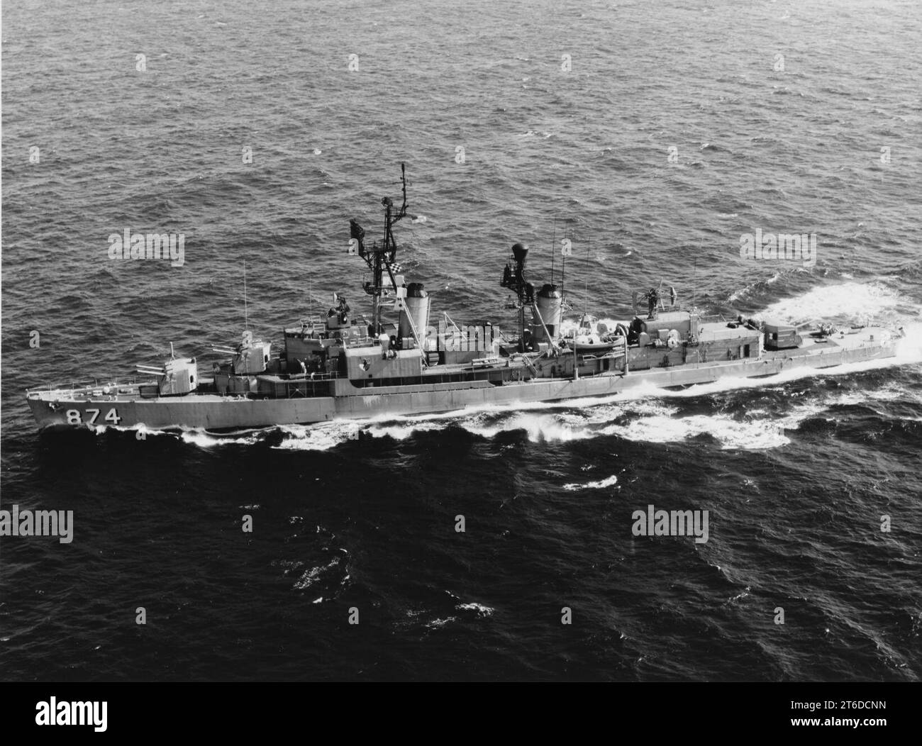 USS Duncan (DDR-874) underway in the Pacific Ocean, circa in the mid ...
