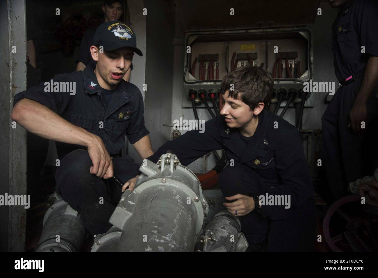 USS Dwight D. Eisenhower 170531 Stock Photo - Alamy