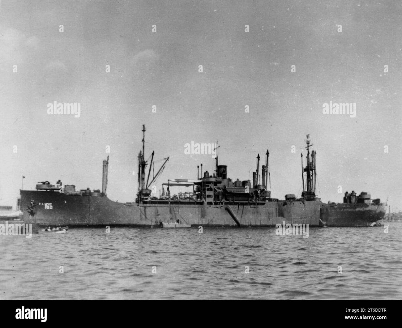 USS Effingham (APA-165) at anchor, circa in 1945 Stock Photo - Alamy