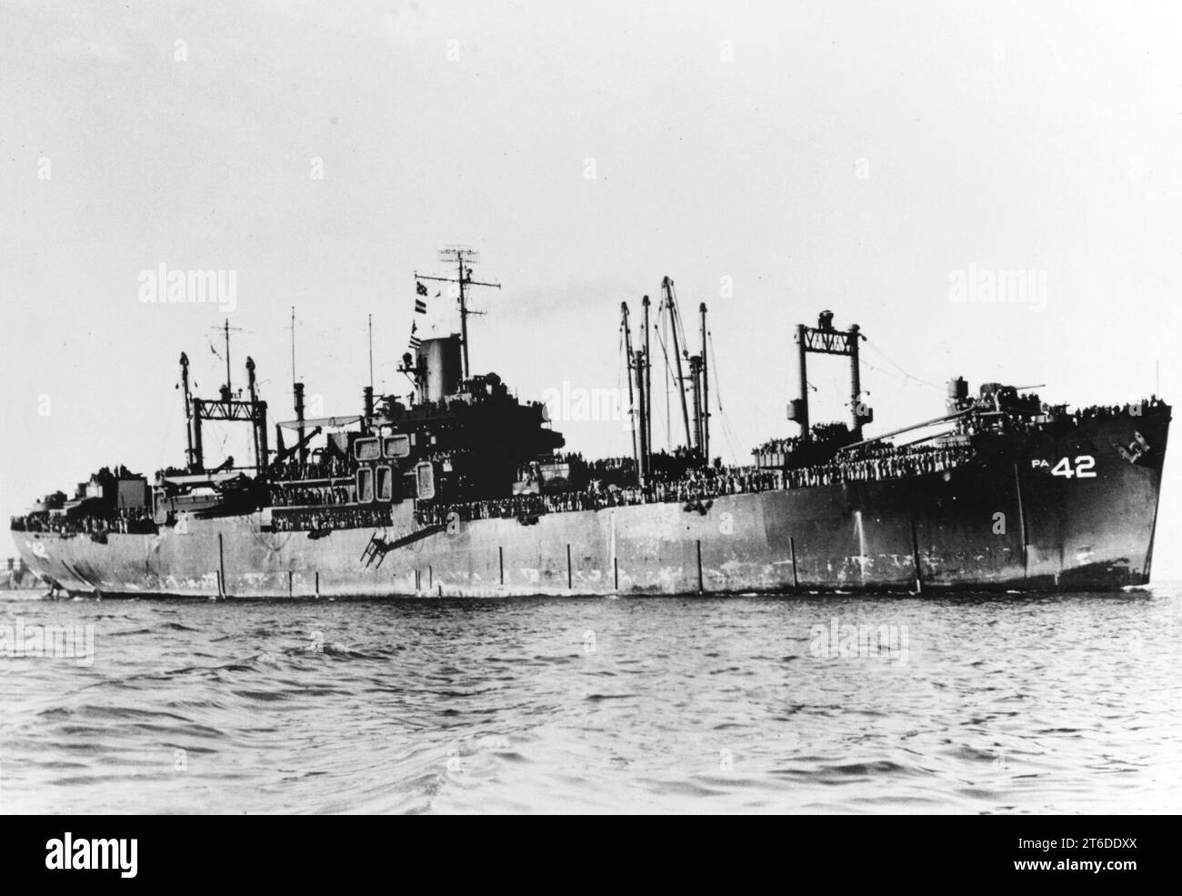USS Elmore (APA-42) underway in San Francisco Bay, California (USA ...