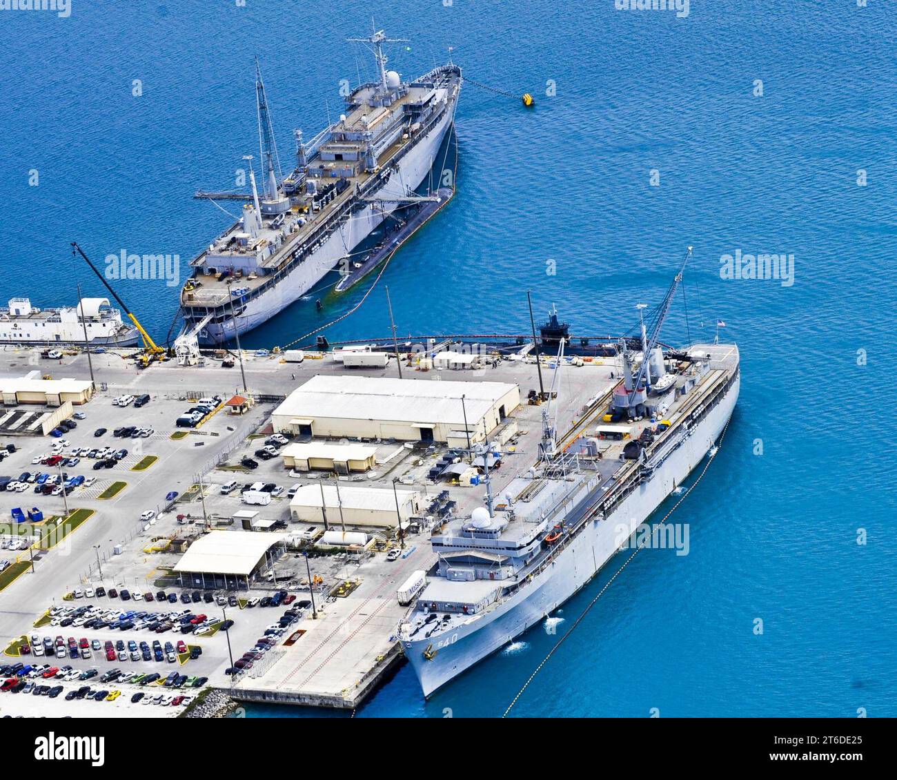 Uss emory s land hi-res stock photography and images - Alamy