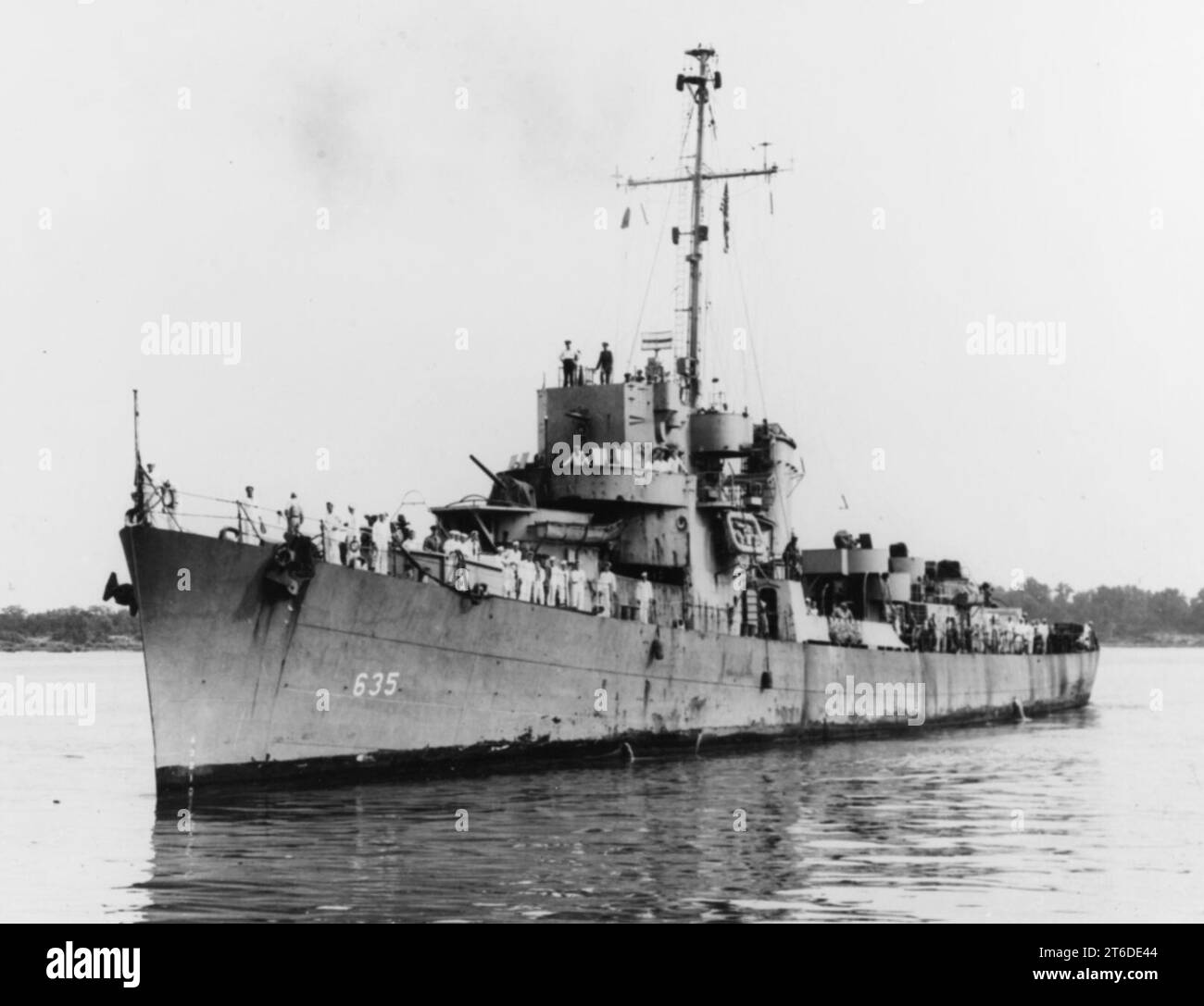 USS England (DE-635) off the Philadelphia Naval Shipyard on 21 July ...