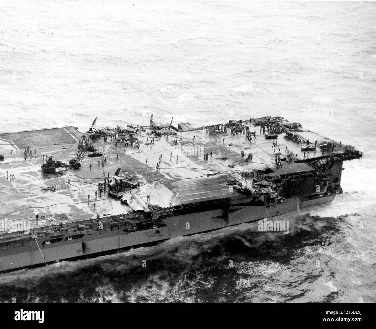 USS Enterprise (CVAN-65) 1969 fire flight deck port Stock Photo - Alamy