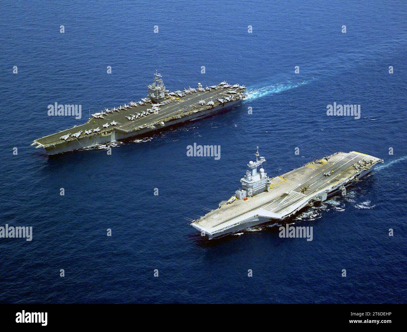 Uss enterprise b hi-res stock photography and images - Alamy