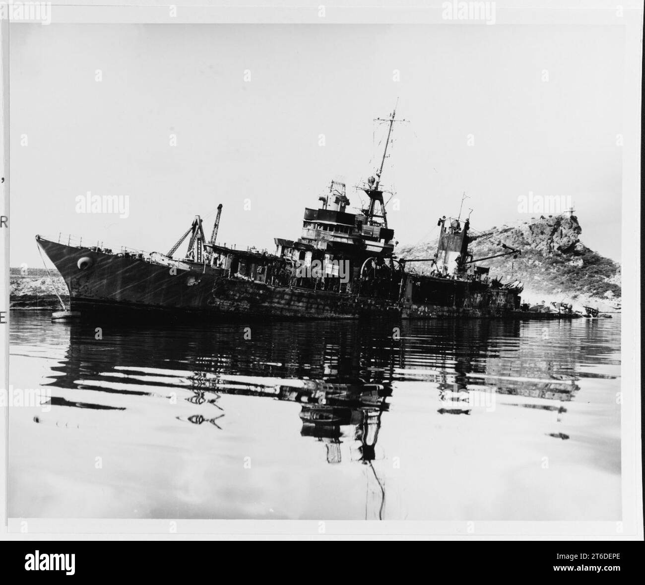 USS Erie (PG-50) salvage 2 December 1942 2 Stock Photo - Alamy