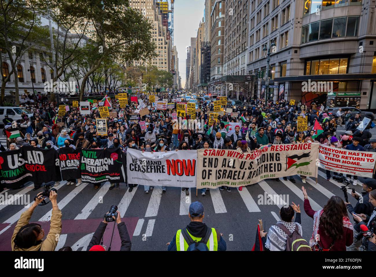 NEW YORK, NEW YORK - NOVEMBER 9: Students, teachers and pro-Palestinian ...
