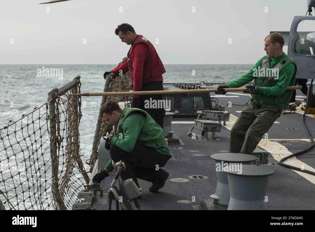 USS Farragut flight quarters 150415 Stock Photo - Alamy