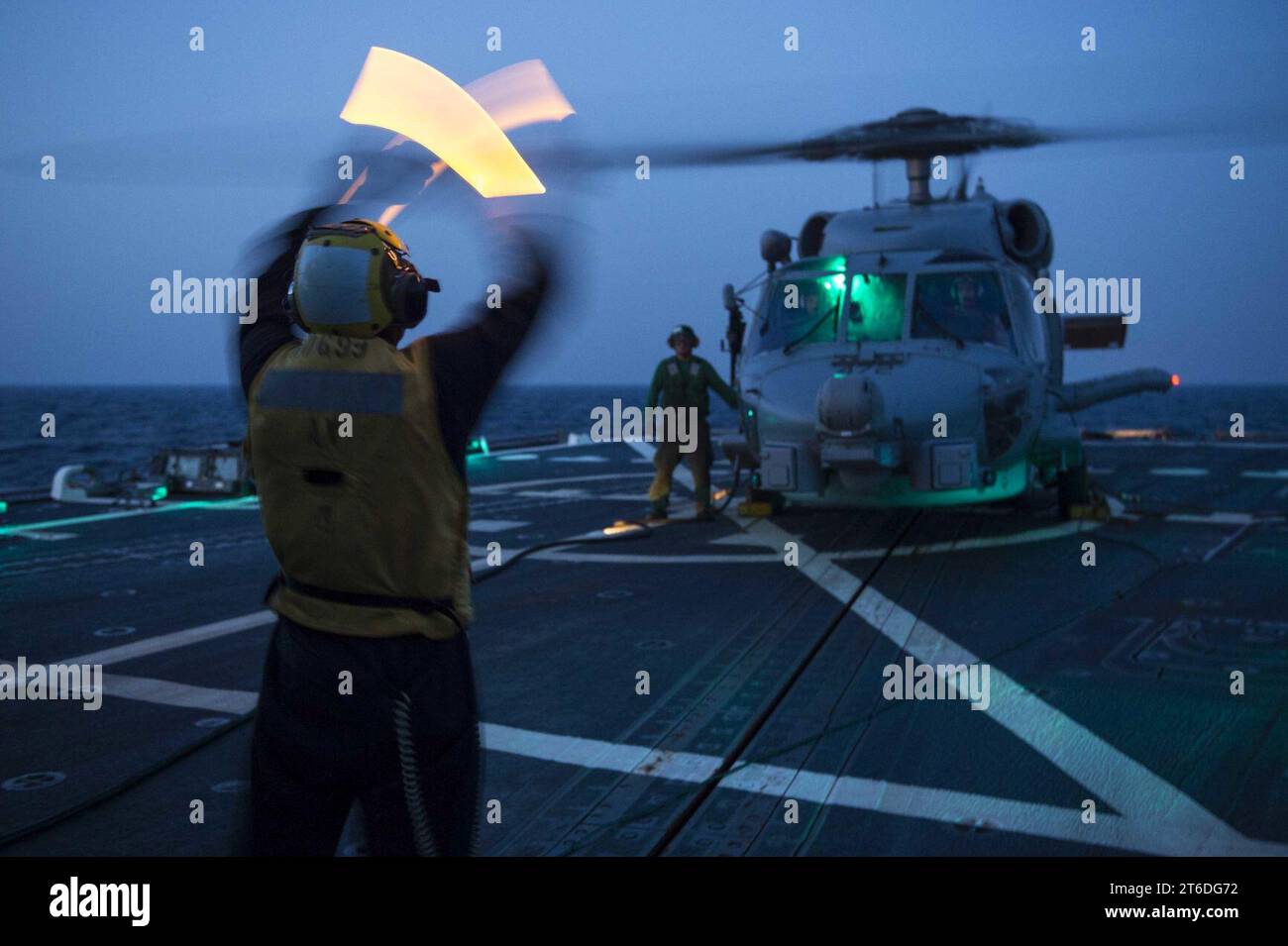 USS Farragut flight quarters 150429 Stock Photo - Alamy