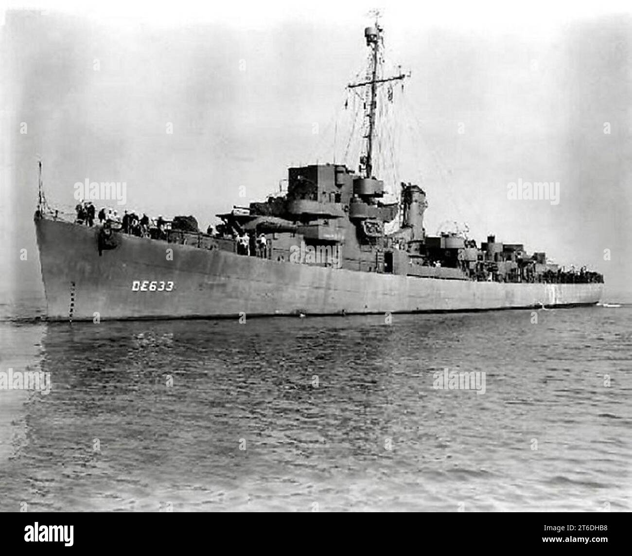 USS Foreman (DE-633) off the San Francisco Naval Shipyard on 13 ...