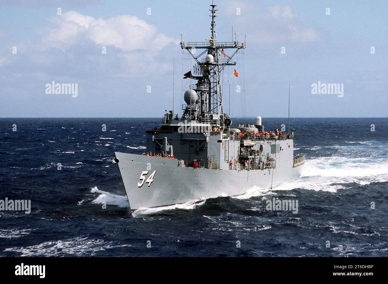 USS Ford (FFG-54) port bow Stock Photo - Alamy