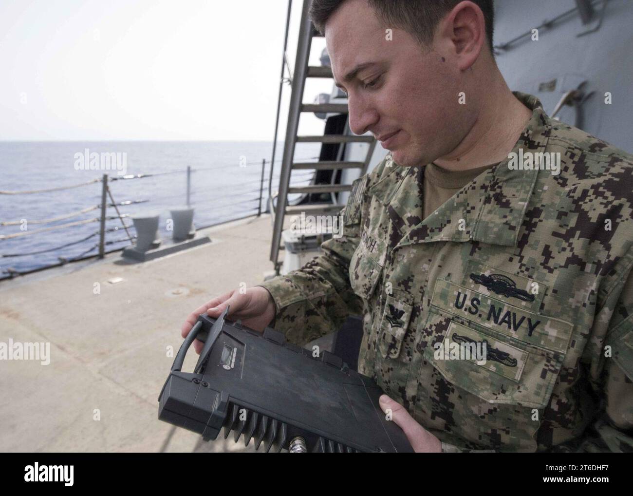 USS Forrest Sherman (DDG 98) 150520 Stock Photo - Alamy