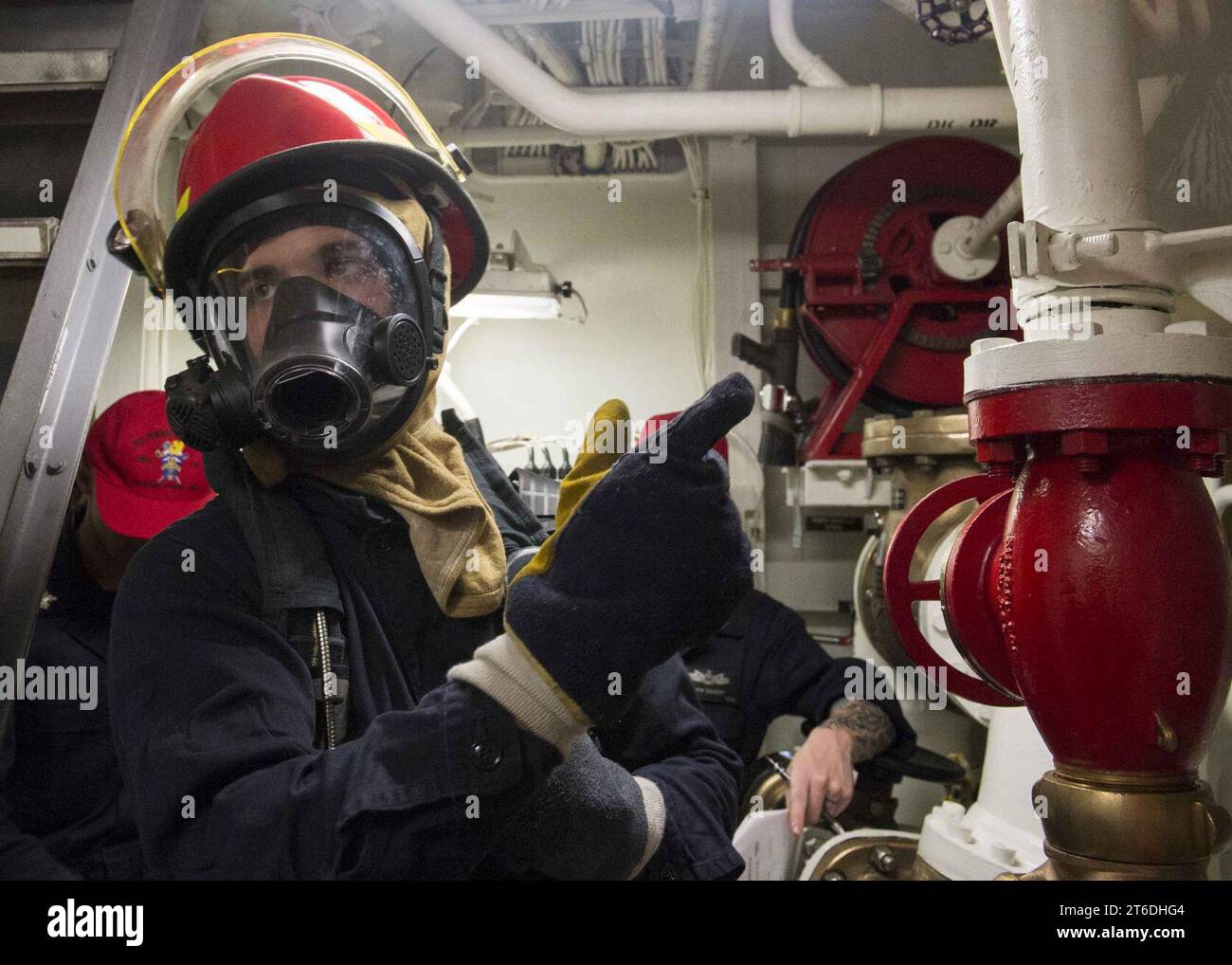 USS Forrest Sherman (DDG 98) 150513 Stock Photo - Alamy