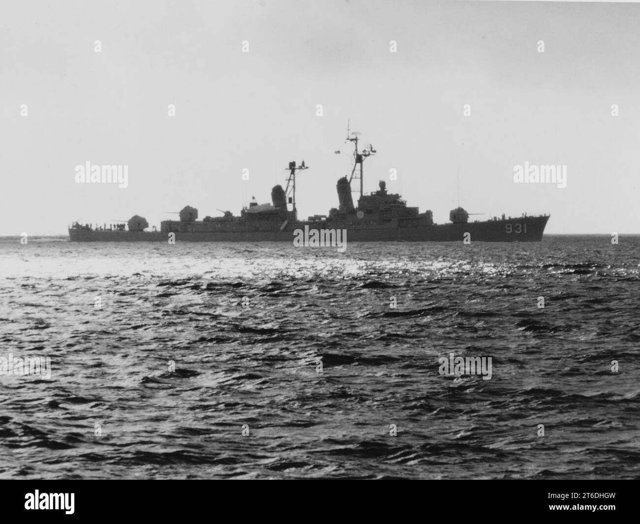 USS Forrest Sherman (DD-931) underway in Narragansett Bay, Rhode Island ...