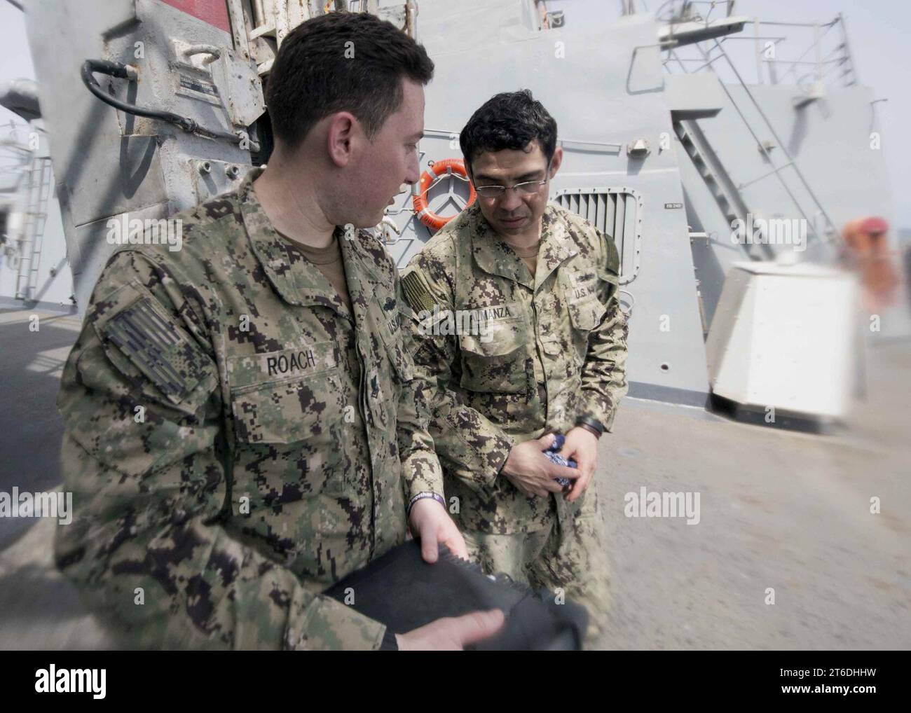 USS Forrest Sherman (DDG 98) 150520 Stock Photo - Alamy