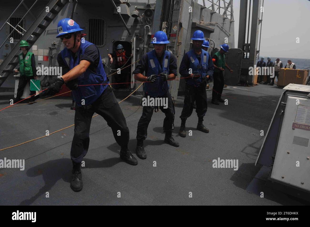 USS Forrest Sherman (DDG 98) 150713 Stock Photo - Alamy
