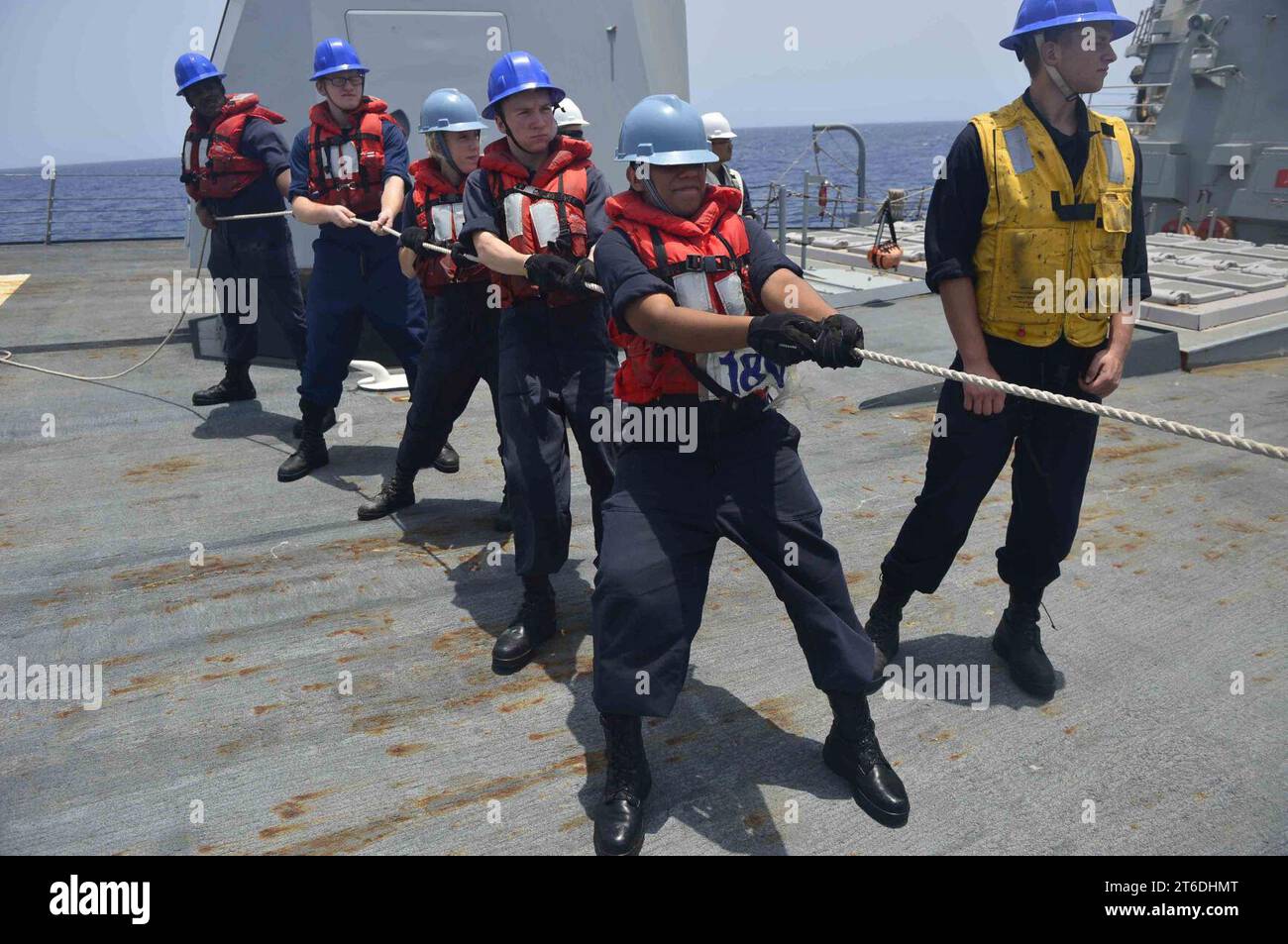 USS Forrest Sherman (DDG 98) 150812 Stock Photo - Alamy
