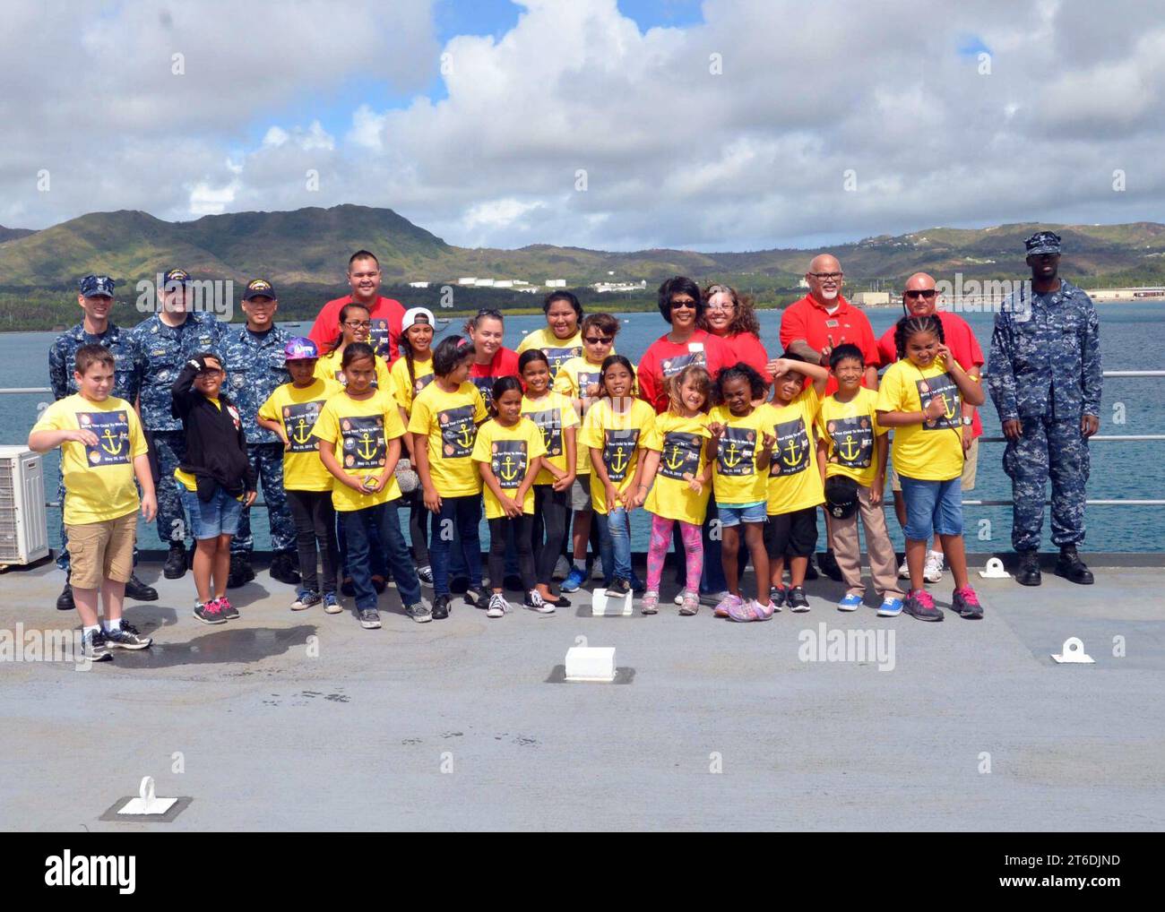 USS Frank Cable operations 140528 Stock Photo - Alamy