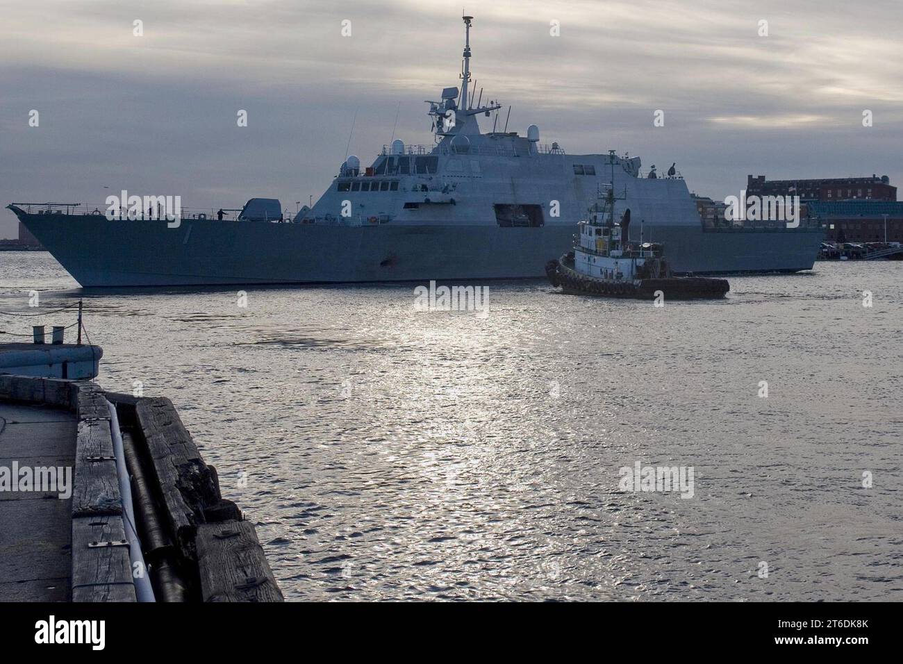 USS Freedom, first of new littoral combat ships Stock Photo - Alamy