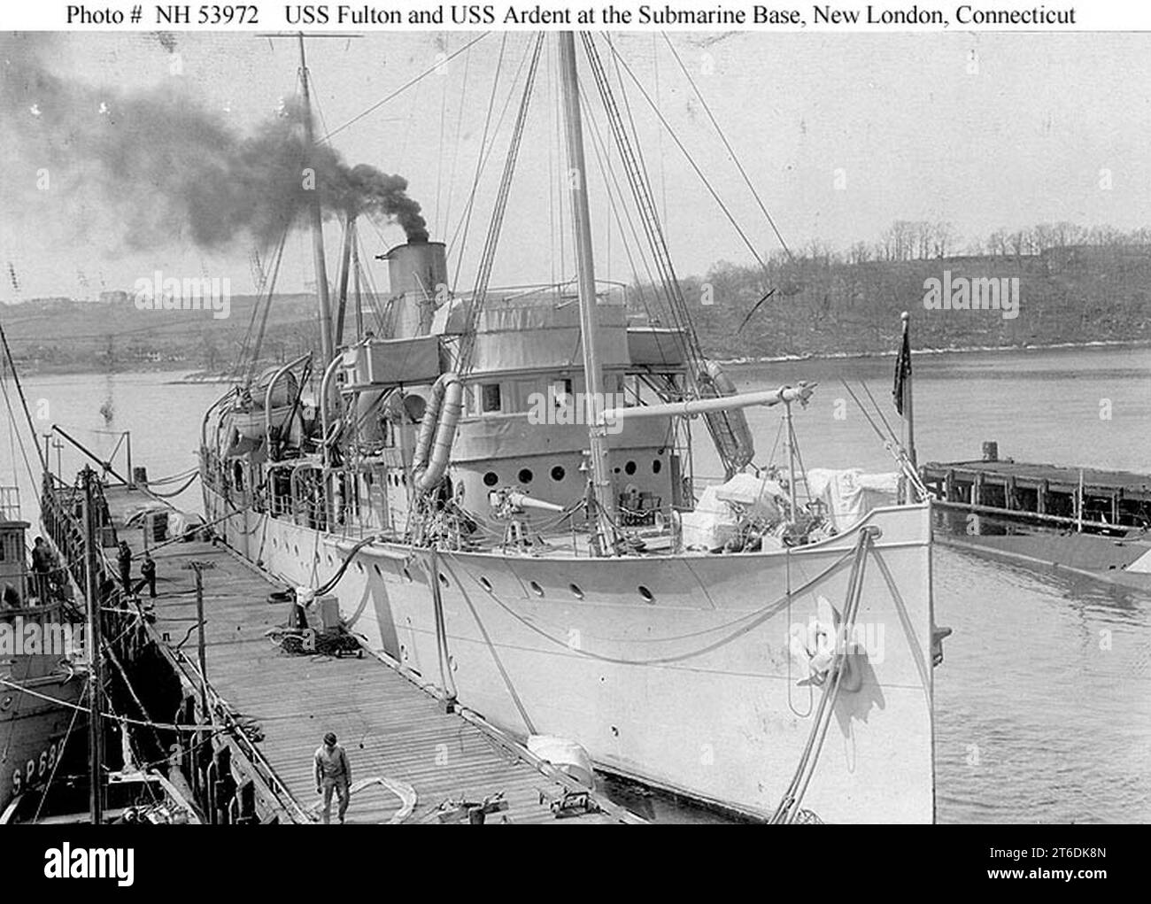 USS Fulton (AS-1) and USS Ardent (SP-680 Stock Photo - Alamy