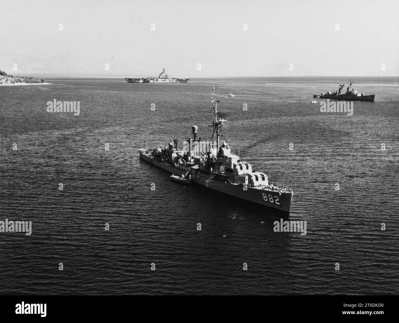 USS Furse (DDR-882), USS Intrepid (CVA-11) and USS Du Pont (DD-941 ...