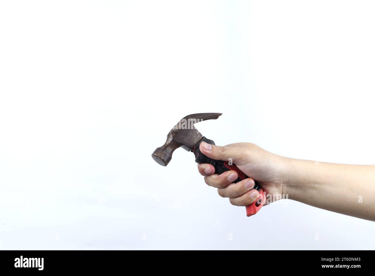 hand holding hammer Stock Photo - Alamy